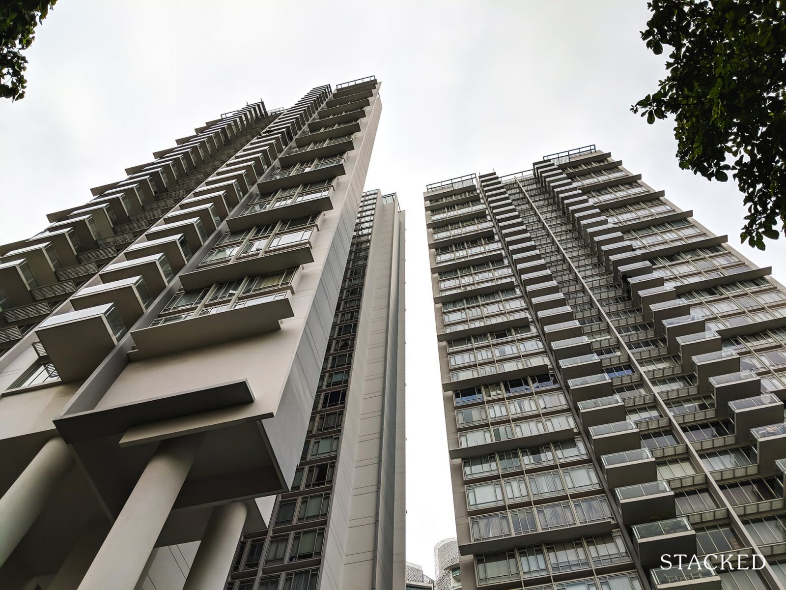 Cosmopolitan Condo Review: Modern living next to Great World City