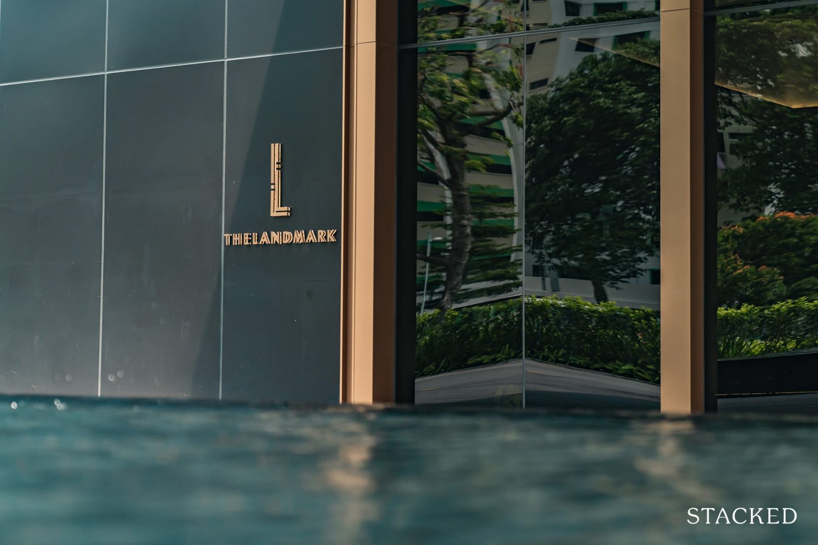 The Landmark Review: CBD Fringe Living With Great Views By The Park