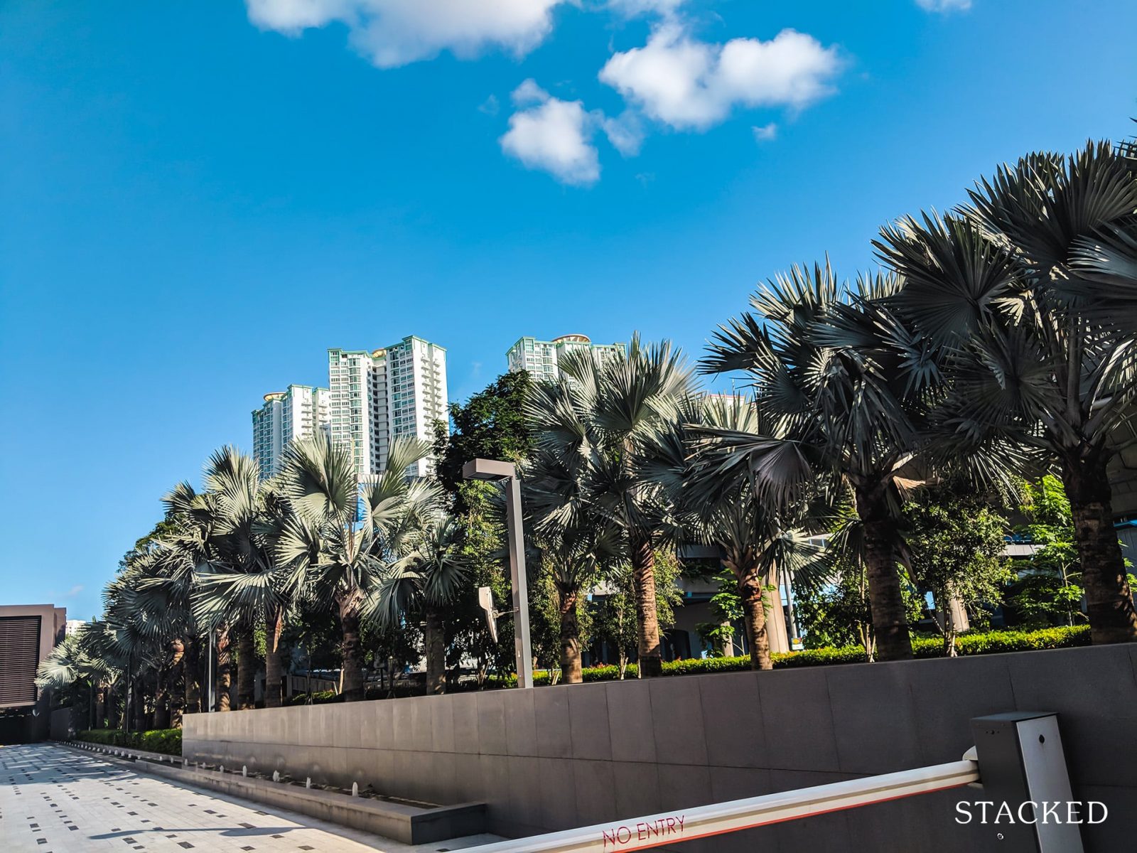 Commonwealth Towers Review: 1 min to Queenstown MRT