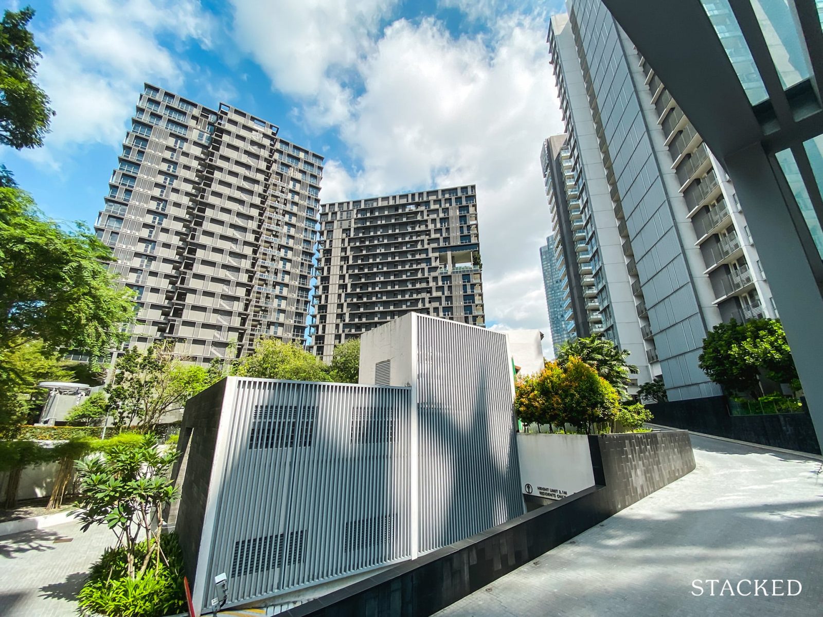 Paterson Suites Review: Possibly The Best View in Orchard