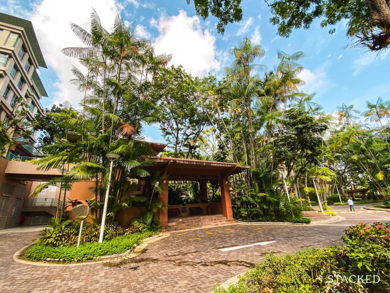 Maplewoods Condo Review: Greenery Abounds Plus 4 Tennis Courts