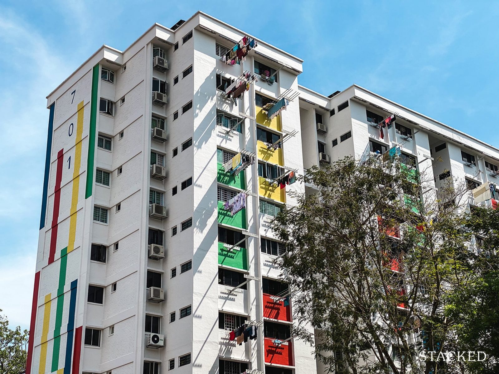 Can Older HDB Flats Really Hold Their Value? A Look At Resale Price ...