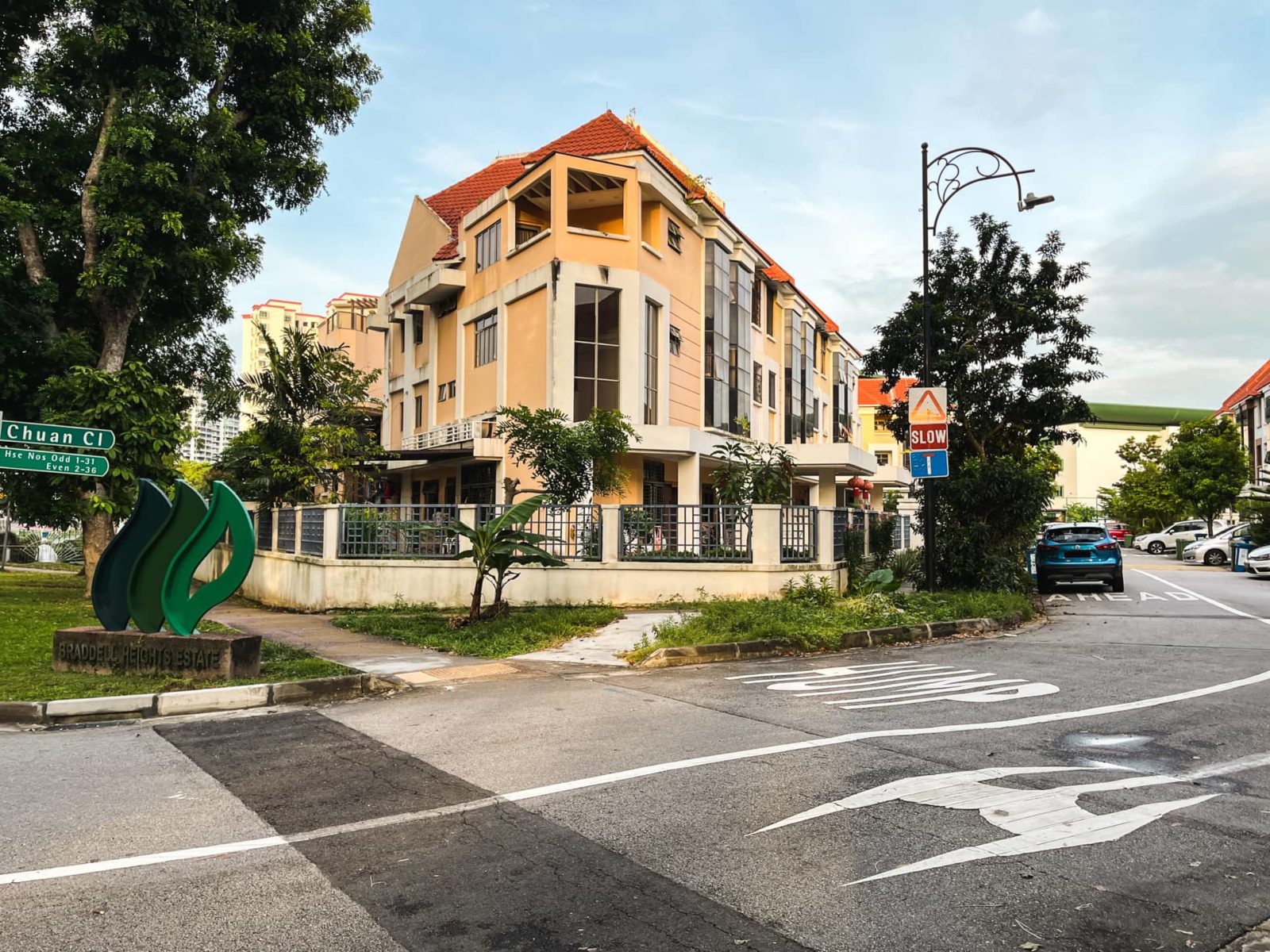 Touring Braddell Heights Estate: Freehold Landed Homes Near 2 MRT Stations