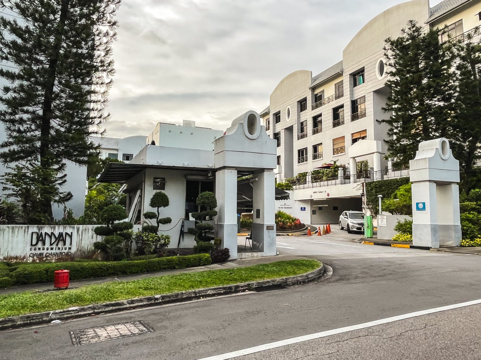 STACKED HOMES: Touring Chwee Chian Estate: Freehold Landed Living At ...