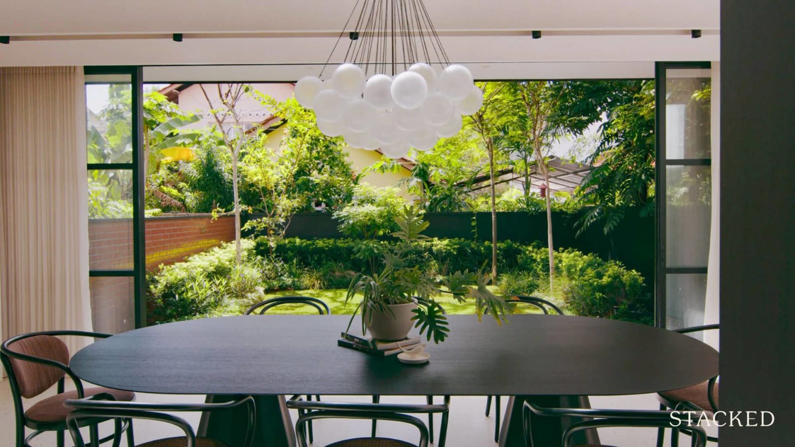 10 Unique Interior Design Features To Steal From Our Home Tours