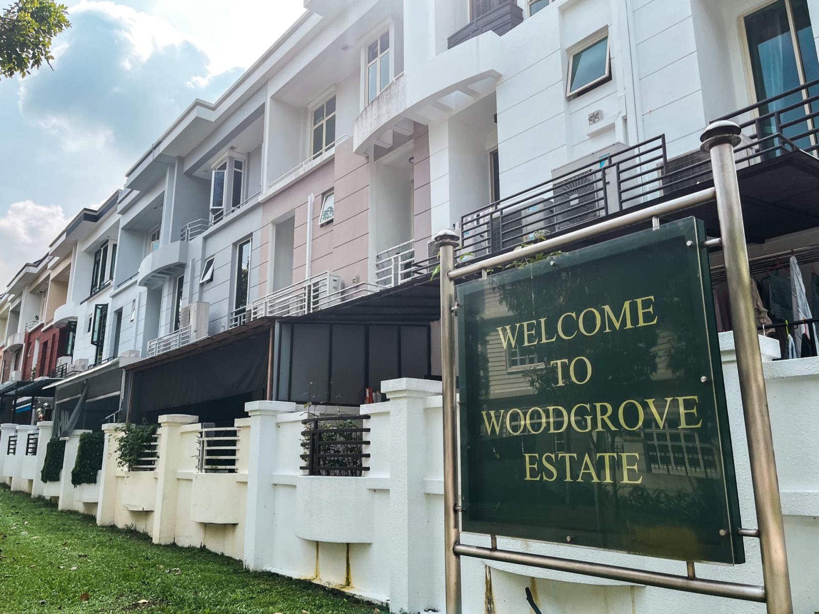 Touring Century Woods And Woodgrove Estate: Landed Houses From $2.2 ...