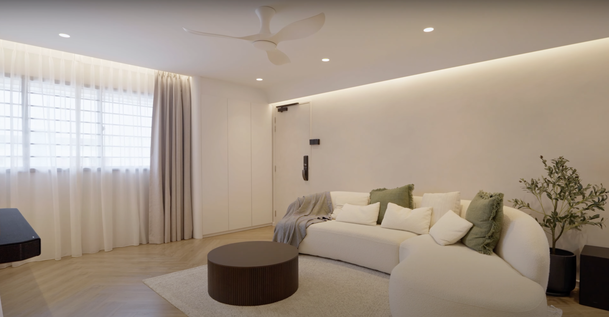 Inside An Amazing Transformation Of A 45-Year-Old HDB Flat