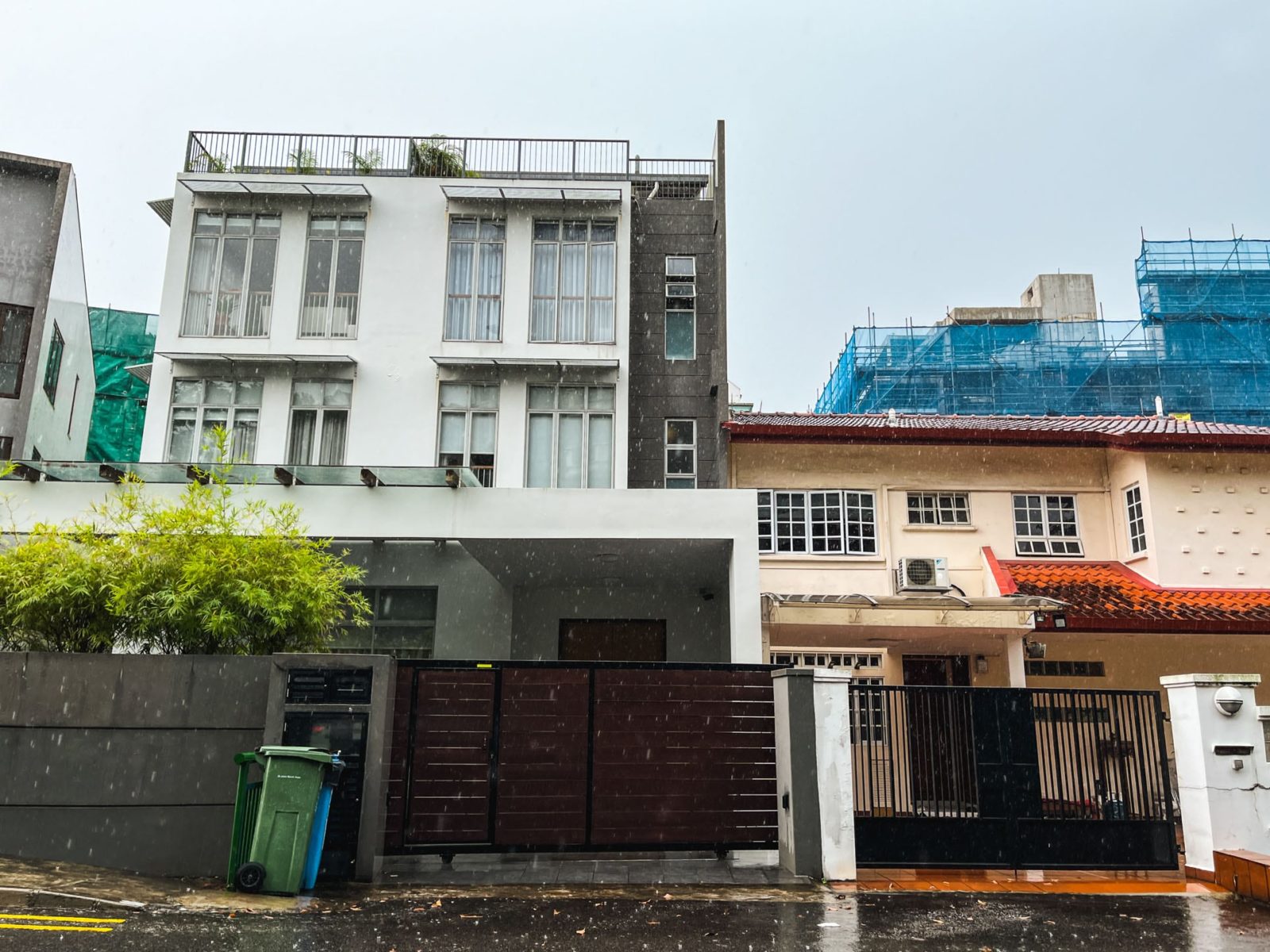 Touring Chip Bee Gardens: Freehold Landed Homes Among SLA-Owned ...