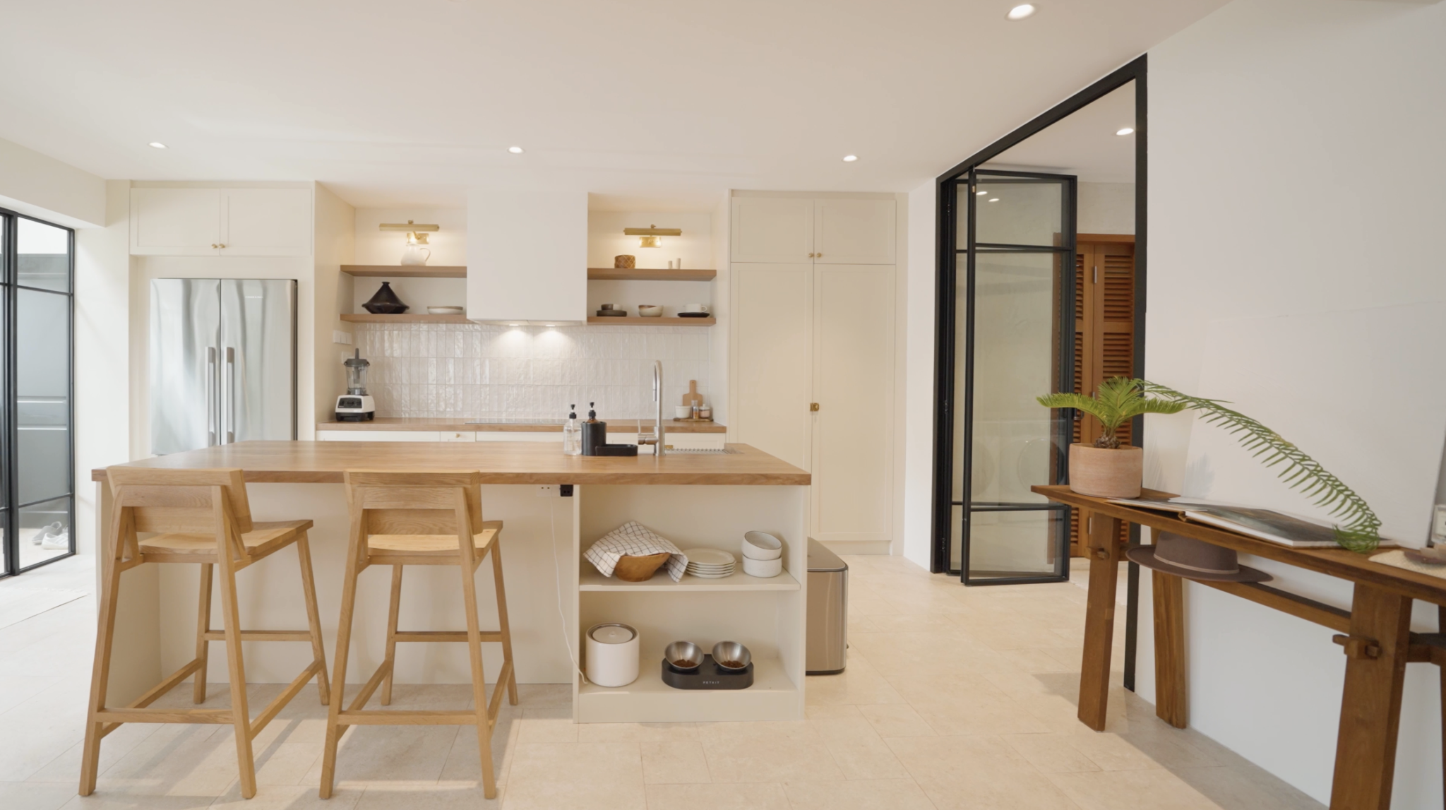 Inside A California Casual Maisonette With A Dreamy Indoor Balcony